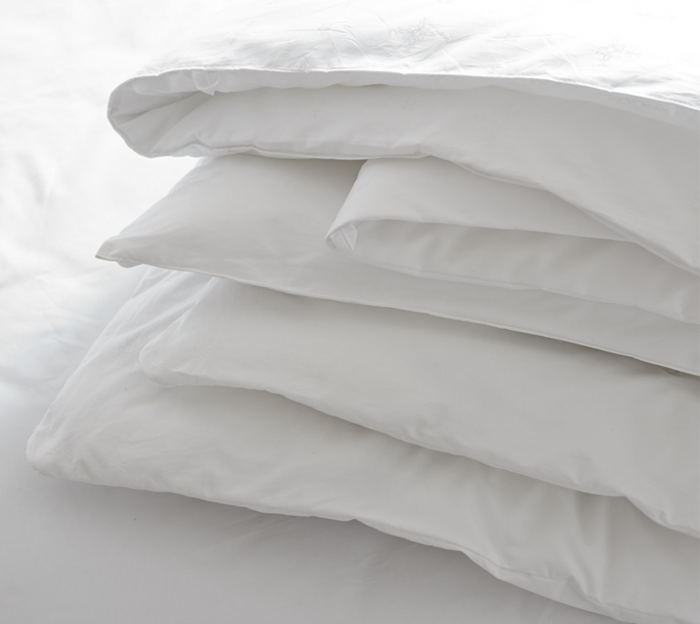 ไส้ผ้านวม Dacron Hollofil – SANTAS